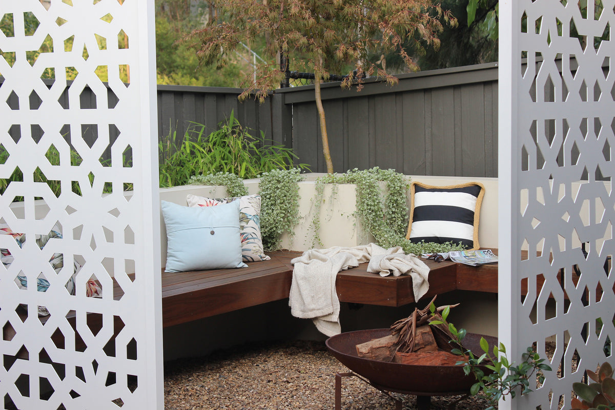 Selecting The Best Outdoor Decorative Screen For Your Space — Entanglements