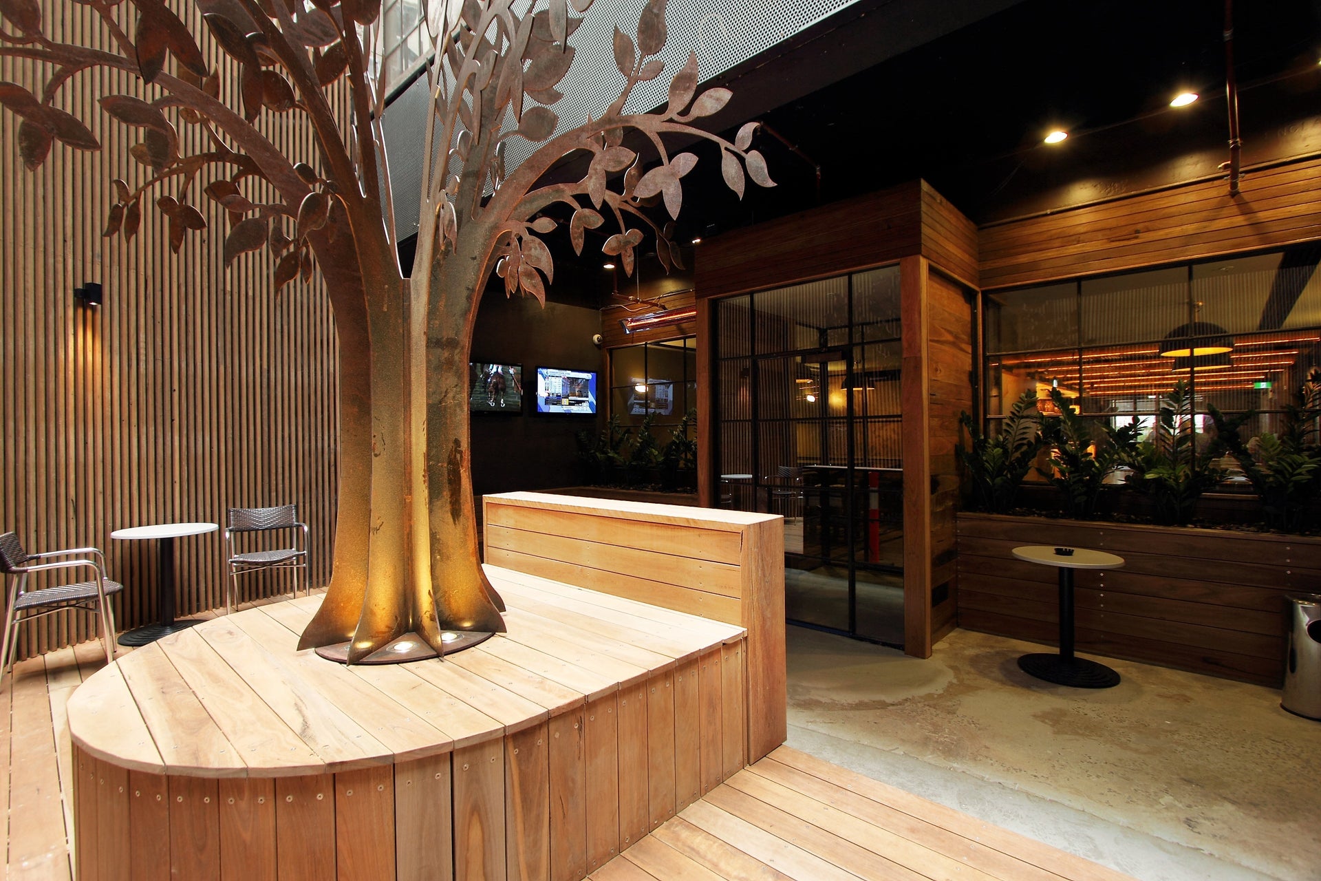 Commercial Projects – Entanglements