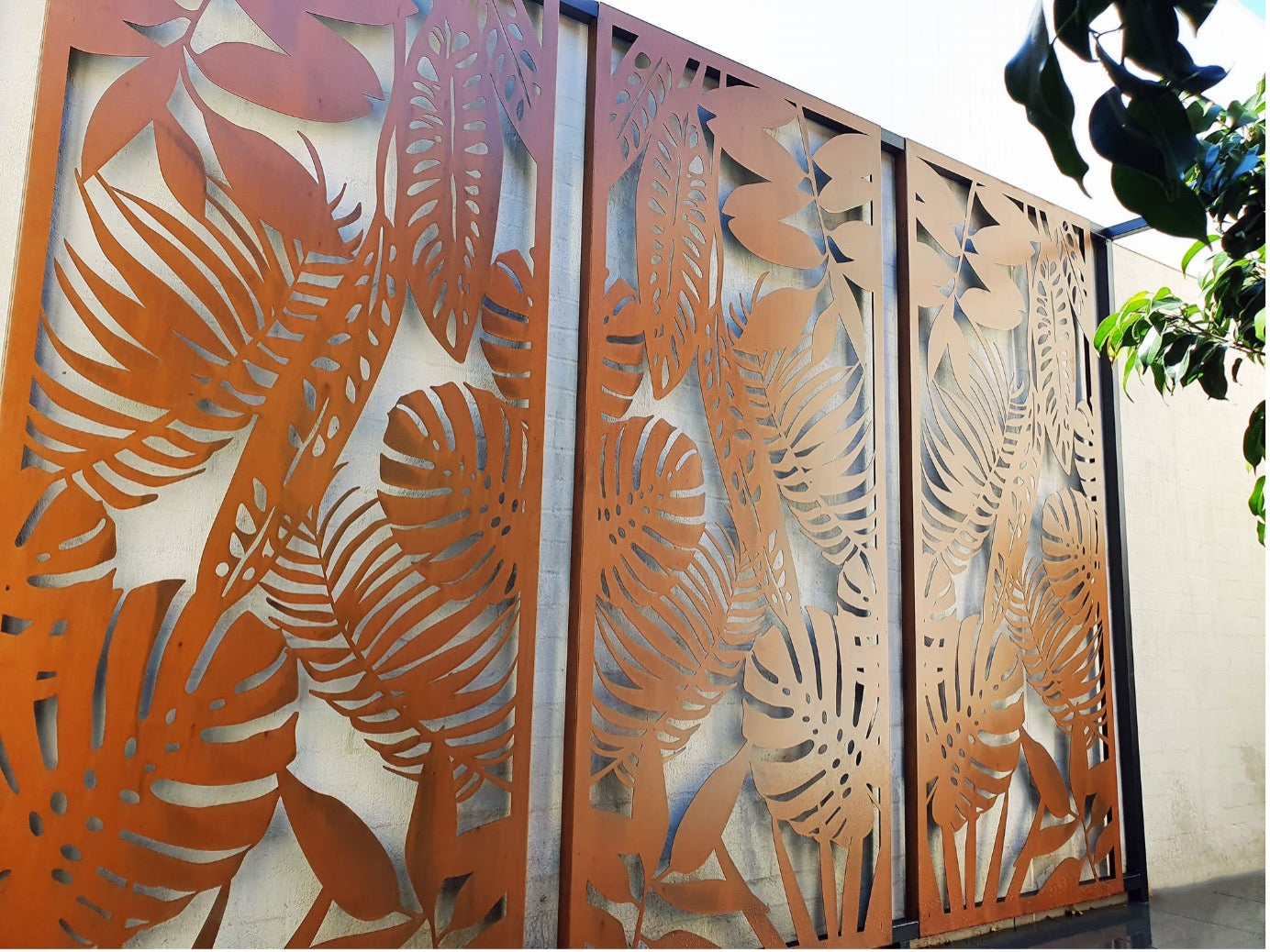 Create your Garden Oasis with Decorative Metal Screens – Entanglements